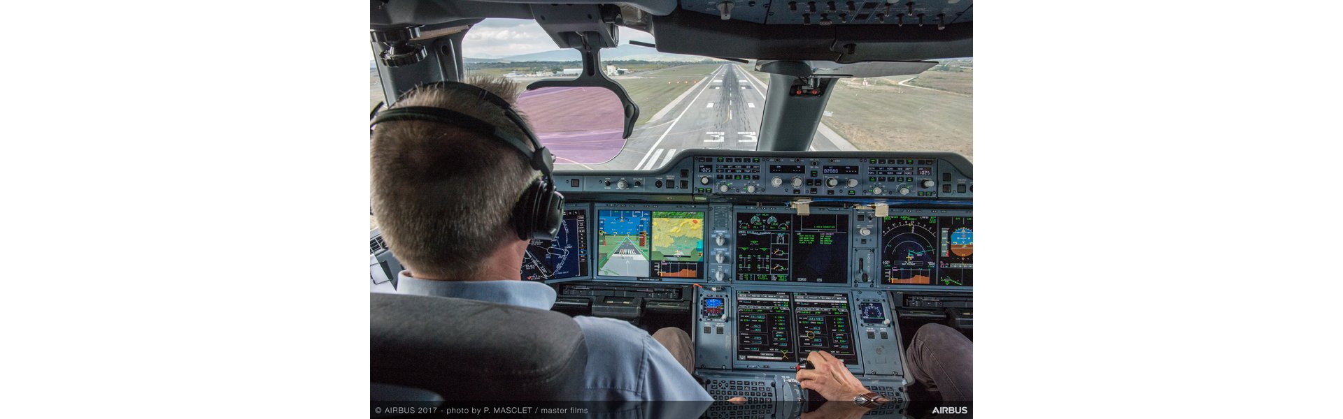 Tradition meets cutting-edge in new cockpit instrumentation