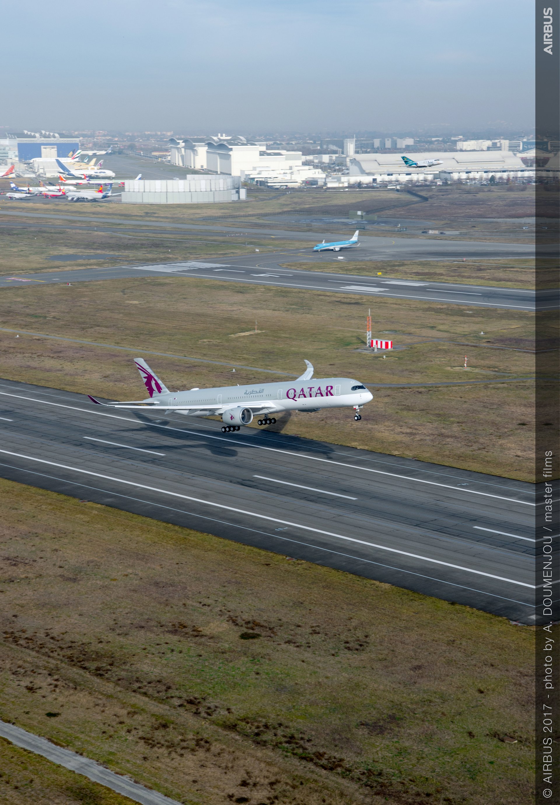Qatar Airways First To Receive Airbus A350 1000 Air Cosmos
