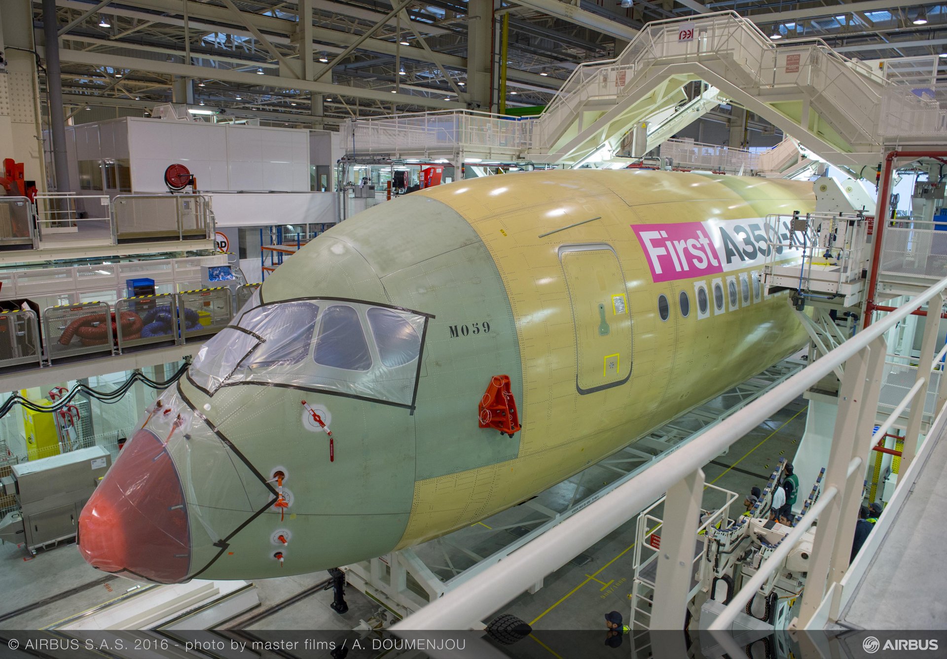 Airbus starts A350-1000 final assembly - Commercial Aircraft - Airbus