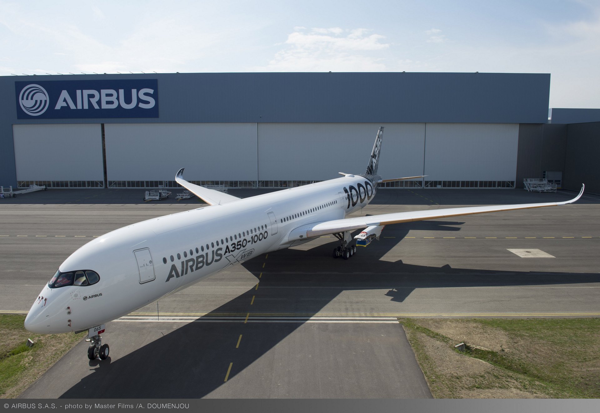 A “carbon copy:” The no. 2 A350-1000 rolls out sporting the A350 XWB ...