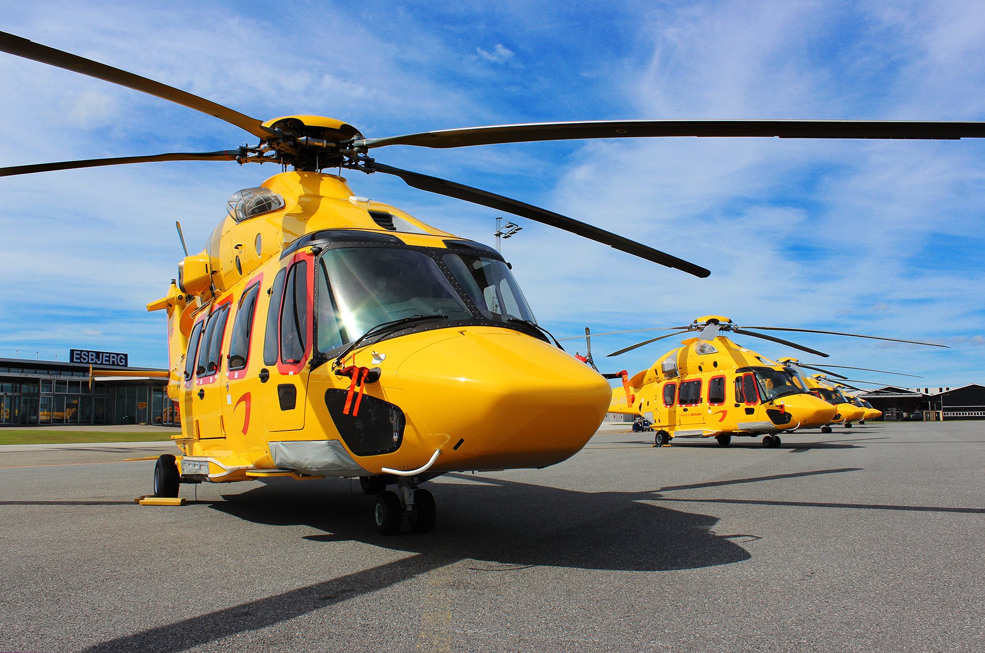 Airbus Helicopters and NHV celebrate three years of H175 operations ...