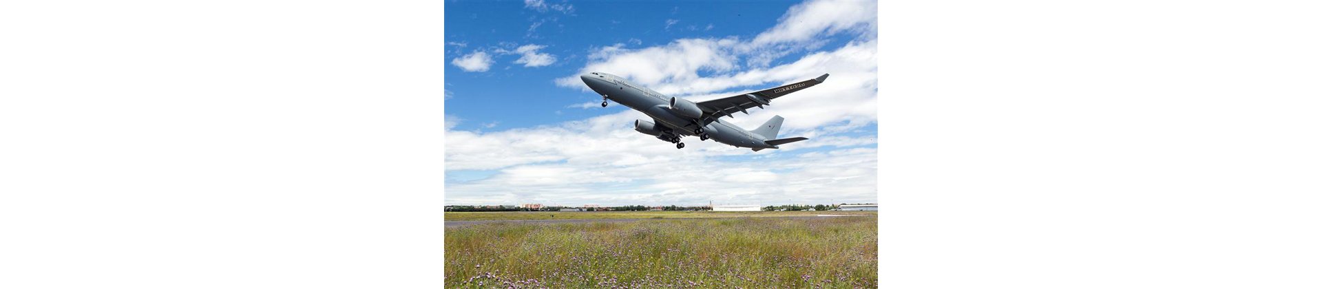 Singapore selects Airbus Defence and Space A330 MRTT Multi Role Tanker ...